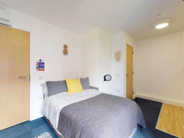 Studio flat for rent in Edinburgh | Student | September, EH11