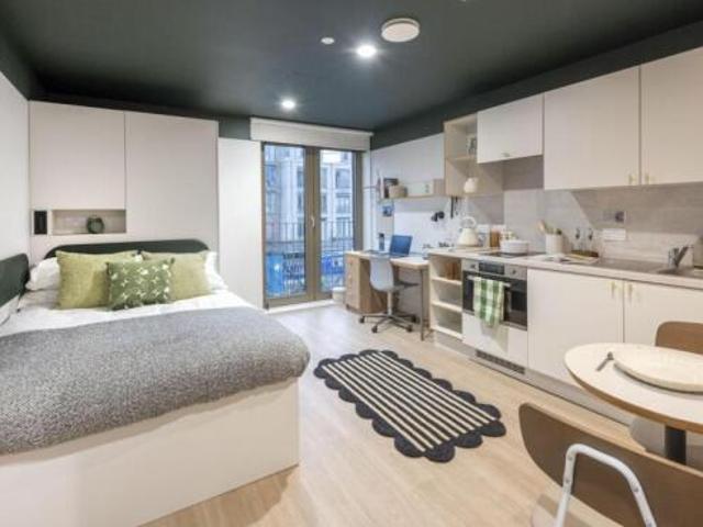 Studio flat for rent in Edinburgh | Student | September, EH3