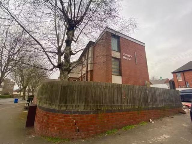 Studio flat for rent in Eleanor House, Albert Street, Ilkeston.