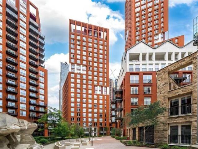 Studio flat for rent in Exchange Gardens, London, SW8