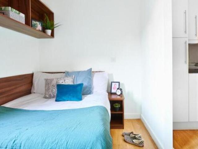 Studio flat for rent in Exeter | Student | September | EX1