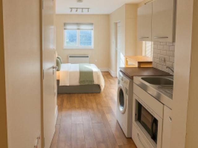 Studio flat for rent in Fairbridge Road, London, N19