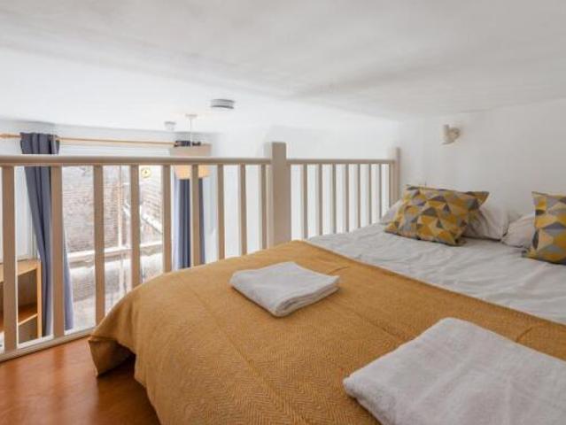 Studio flat for rent in Fairholme Road, West Kensington, London, W14