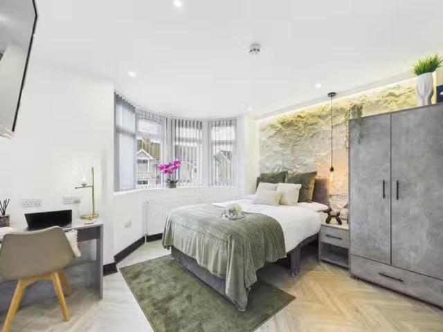 Studio flat for rent in Farren Road, Coventry, CV2