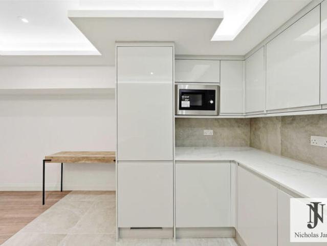 Studio flat for rent in Ferntower Road, Highbury, London, N5 2JG, N5