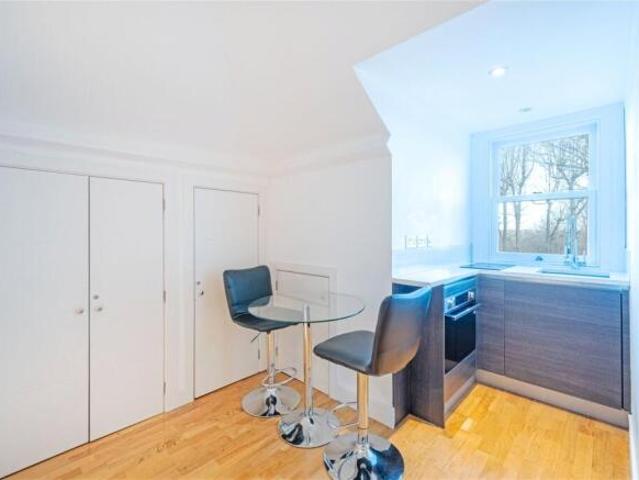 Studio flat for rent in Fitzjohns Avenue, Hampstead, NW3