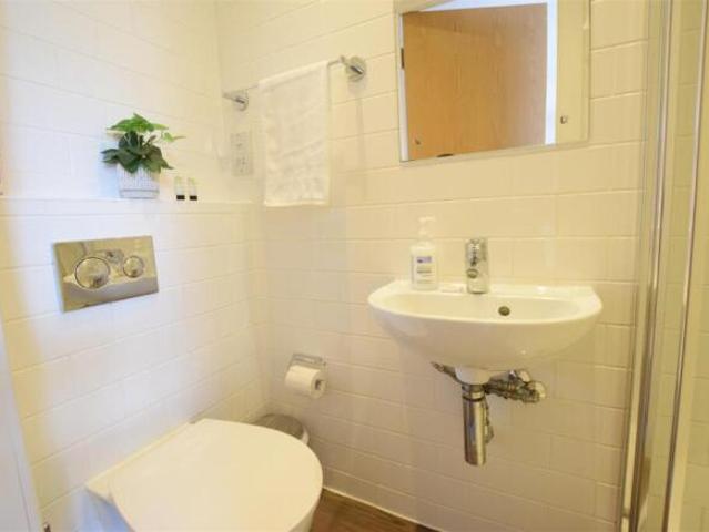 Studio flat for rent in Fitzwilliam Place Apartment 34 Student Apartment 26/27, LN5
