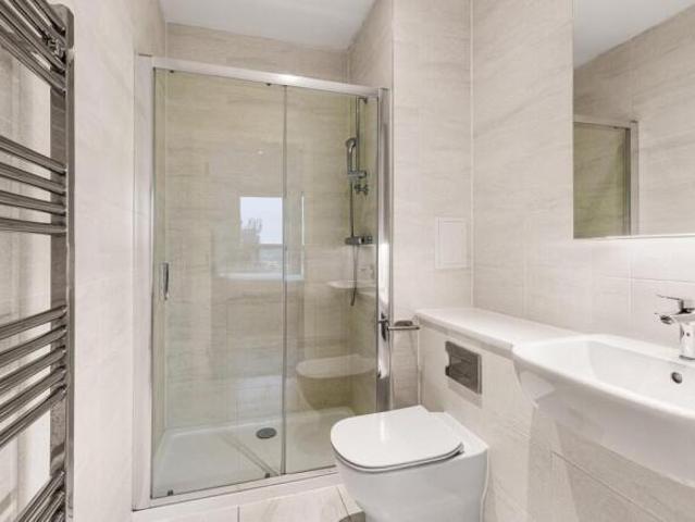Studio flat for rent in Fizzy East16 A 7 Silvertown Way, London E16 1DL, E16