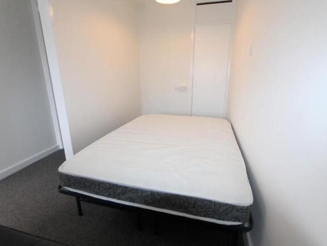 Studio flat for rent in Forfield Place, Leamington Spa, Warwickshire, CV31