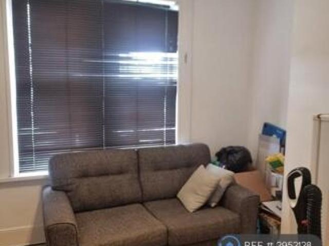 Studio flat for rent in Foundry Lane, Southampton, SO15
