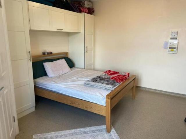 Studio flat for rent in Flat 15 Moatfield House, Highfield Road, Dartford, DA1