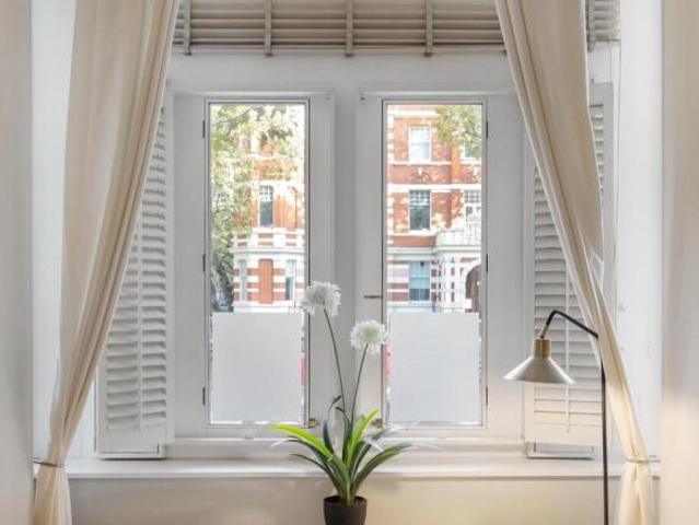 Studio flat for rent in flat 11, Queen's Gate, London, SW7