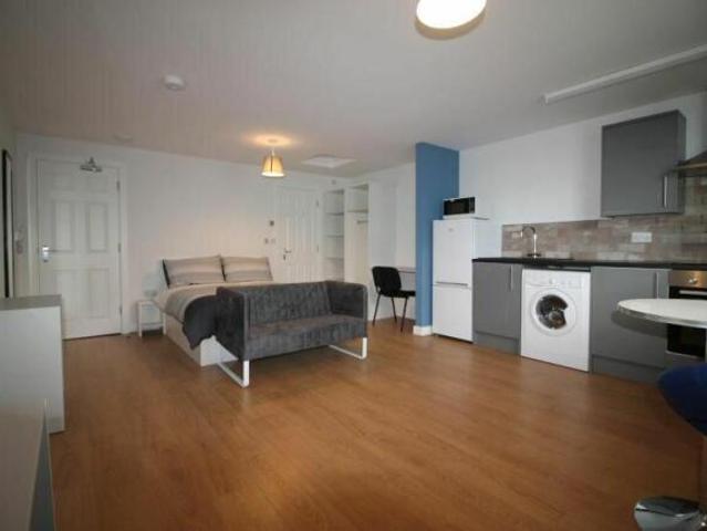 Studio flat for rent in Flat 13, 224 North Sherwood Street, Nottingham, NG1 4EB, NG1