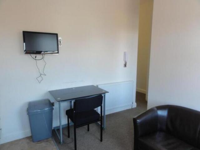 Studio flat for rent in Flat 2, 96 Trippet Lane S1 4EL, S1