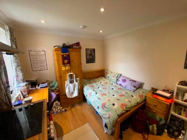 Studio flat for rent in Flat 3, 5 Onslow Road, Southampton, Hampshire, SO14