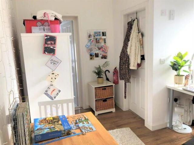 Studio flat for rent in Flat 3 Wellington Road Fallowfield, M14
