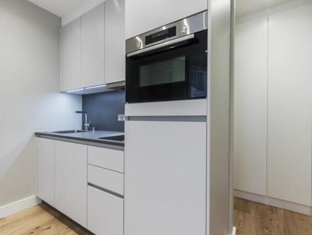 Studio flat for rent in Flat 4 117 Warwick Road, SW5