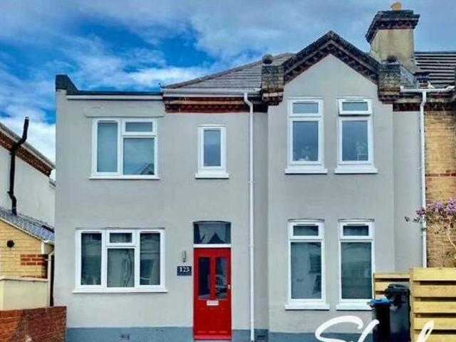 Studio flat for rent in Flat 5 123 Parkwood Road Southbourne Bournemouth BH5