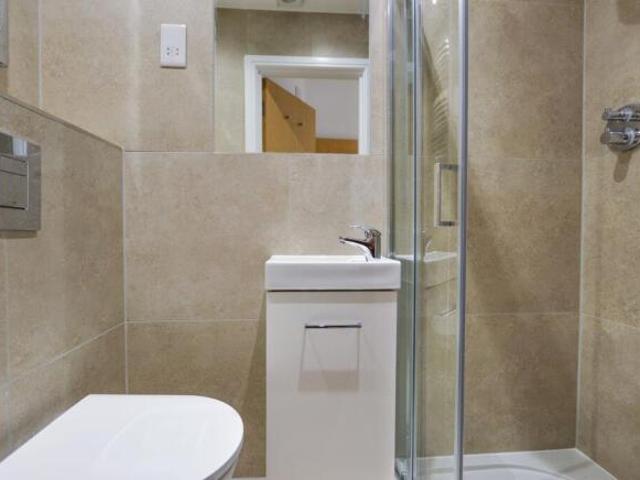 Studio flat for rent in Flat 6, 4 Talbot Road, Bayswater, W2
