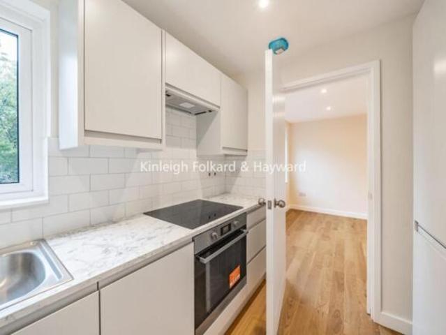 Studio flat for rent in Frederick Road, London, SE17