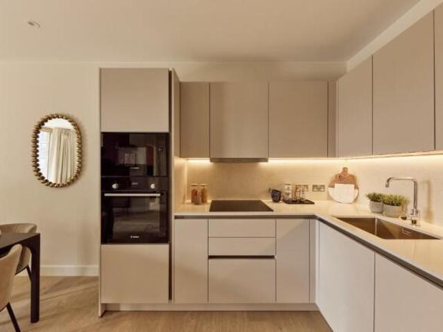Studio flat for rent in Freer Street, Edinburgh, EH3