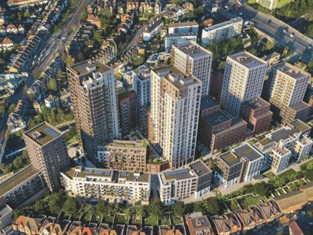 Studio Flat For Rent In Friary Park, London