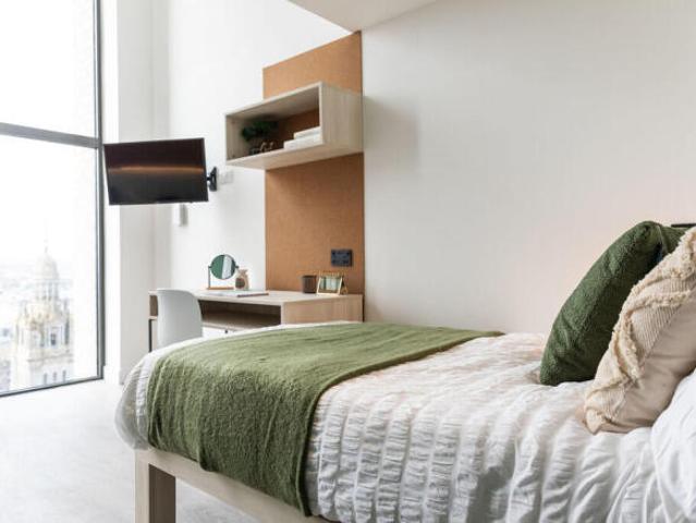 Studio flat for rent in George Street, G1