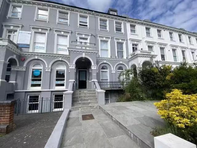 Studio flat for rent in Gildredge Road, Eastbourne, East Susin.