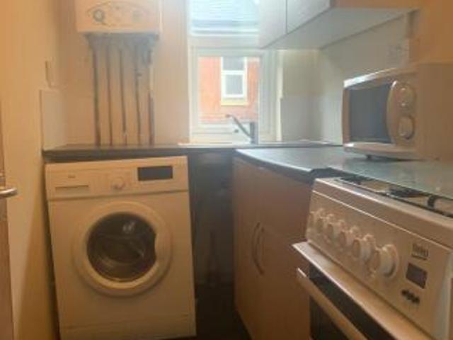 Studio flat for rent in Gillott Road, Birmingham, B16