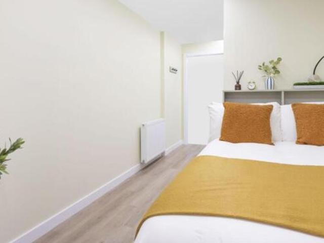 Studio flat for rent in Glasgow | Student | August, G2