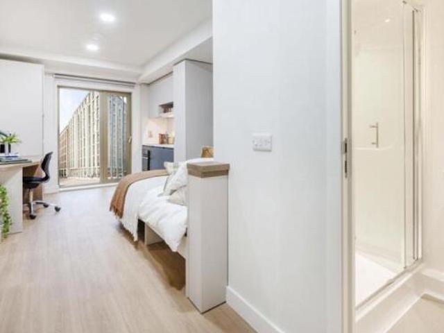 Studio flat for rent in Glasgow | Student | August, G2