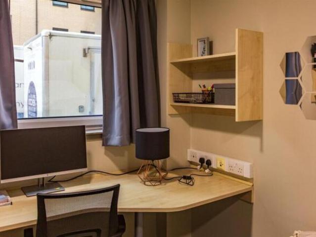 Studio flat for rent in Glasgow | Student | September, G4