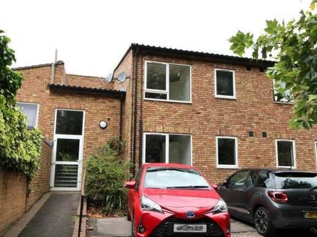 Studio flat for rent in Glencoyne Court Bristol bs10 BS10