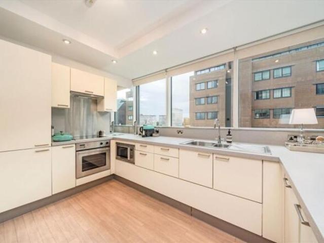 Studio flat for rent in Grosvenor Road, Pimlico, SW1V