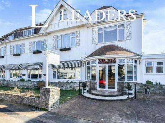 Studio flat for rent in Grange Road Southbourne BH6