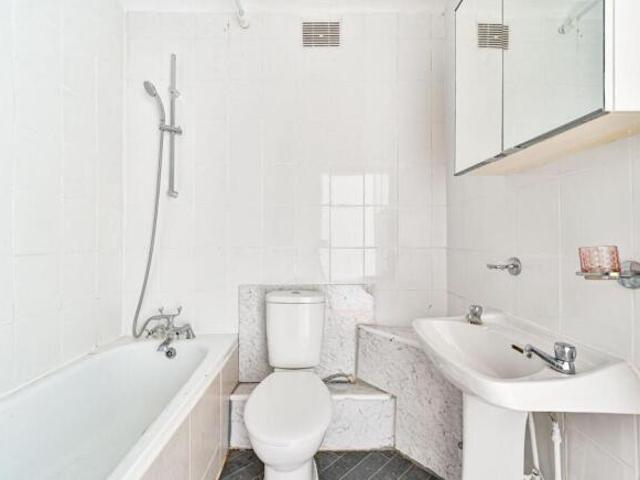Studio flat for rent in Greenwich Church Street, Greenwich, London, SE10