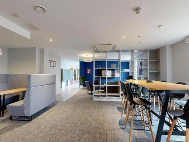 Studio flat for rent in Guildford | Student | September | GU2