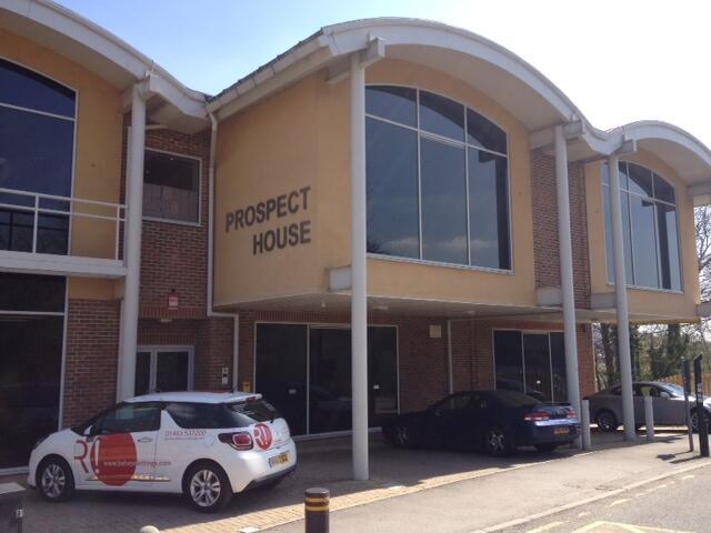 Studio flat for rent in Guildford Park Rd, Guildford, GU2
