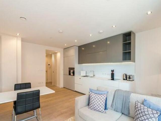 Studio Flat For Rent In Handyside Street, London