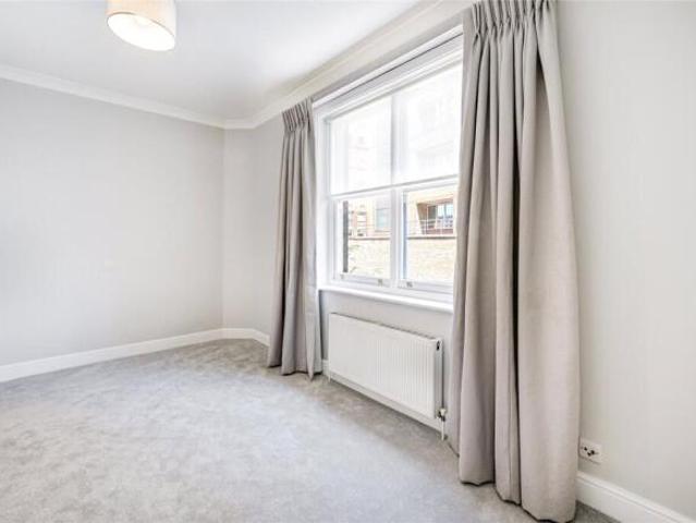 Studio flat for rent in Hans Road, Knightsbridge, SW3