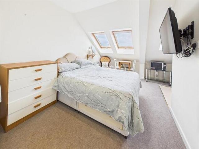 Studio flat for rent in Haddington Road, Stoke, PL2