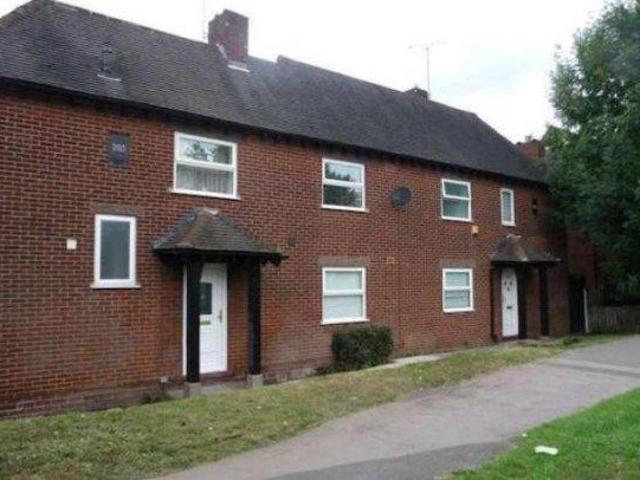 Studio flat for rent in Harborne Lane, Birmingham, B17