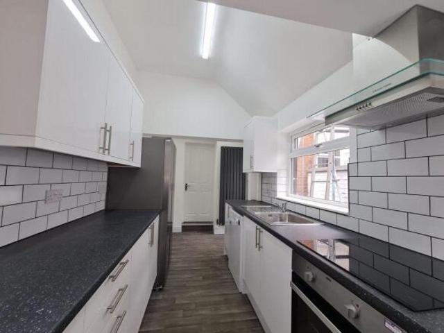Studio flat for rent in Harborne Park Road, BIRMINGHAM, West Midlands, B17