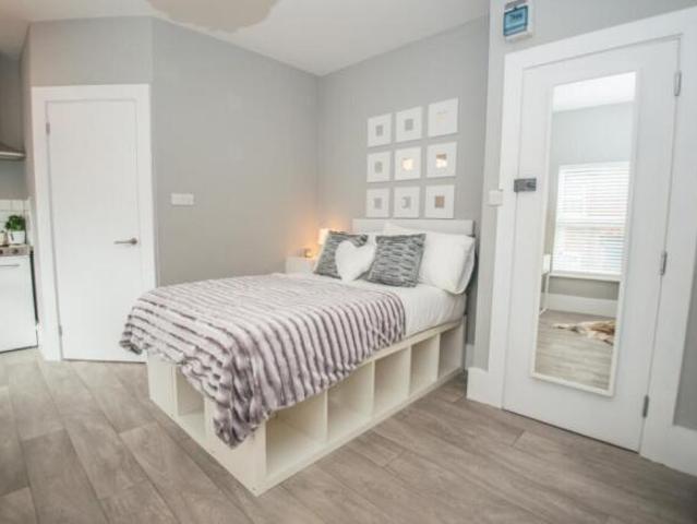 Studio flat for rent in Harcourt Street, Luton, Bedfordshire, LU1 3QJ, LU1
