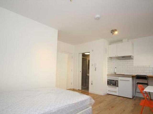 Studio Flat For Rent In Harlesden