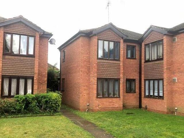Studio Flat For Rent In Harlington