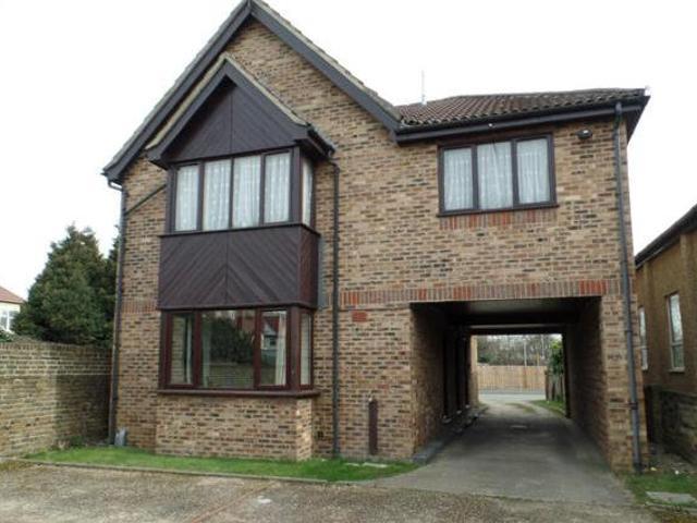 Studio Flat For Rent In Hayes