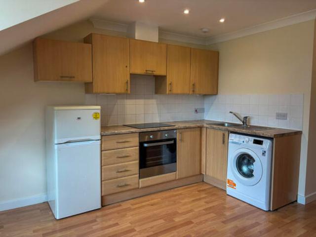 Studio flat for rent in High Street, Trumpington, CB2