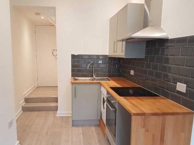 Studio flat for rent in High Street Elstree WD6