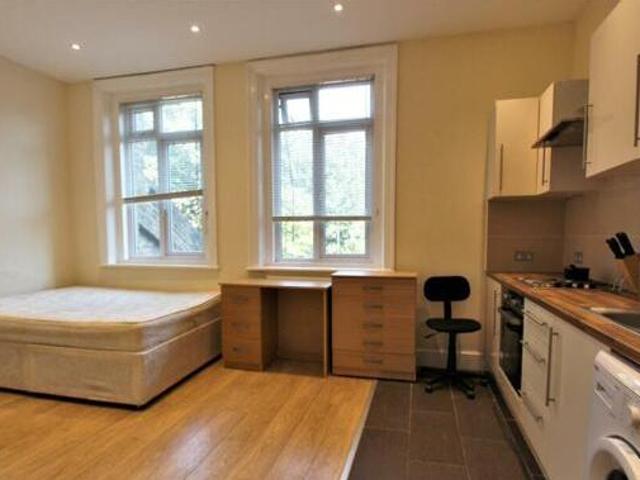 Studio Flat For Rent In Holloway